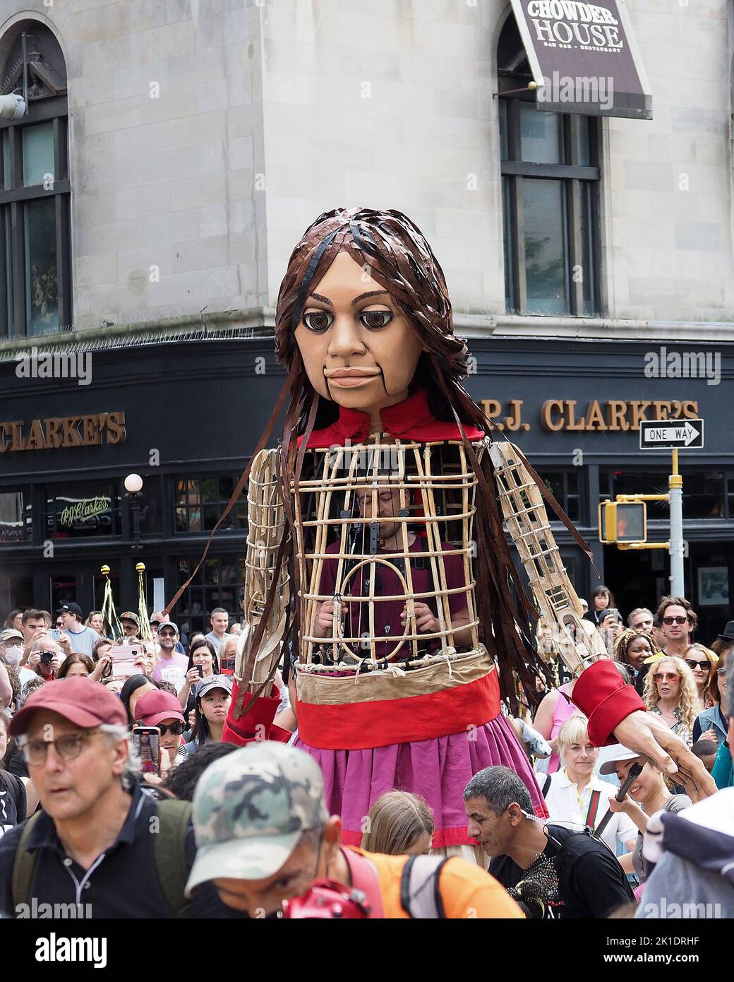 New York, NY, USA. 17th Sep, 2022. Little Amal ""” a 12-foot-tall ...