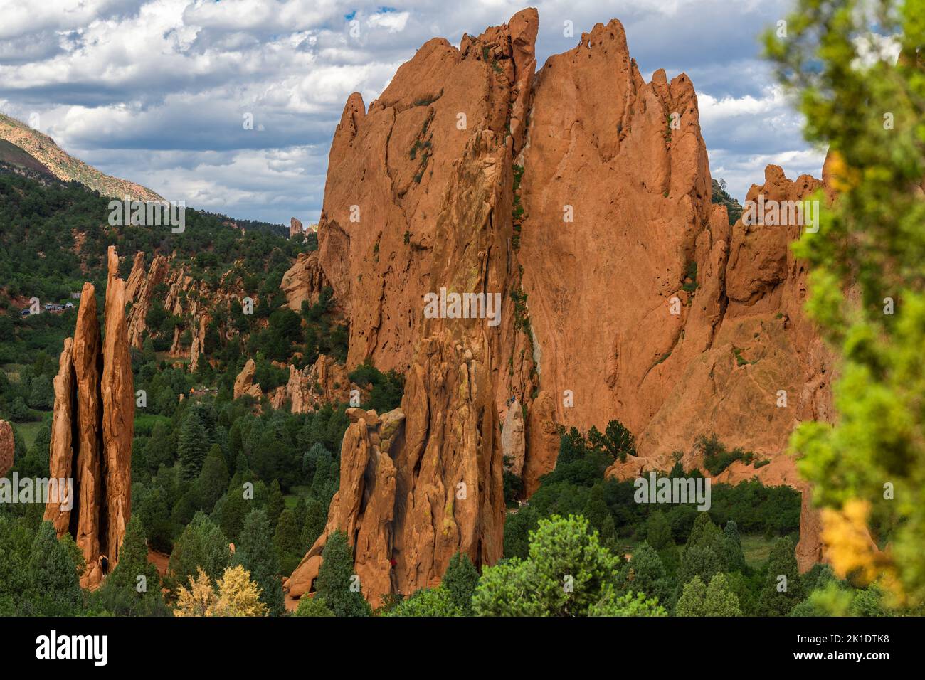 Red sandstone monolith hi-res stock photography and images - Alamy