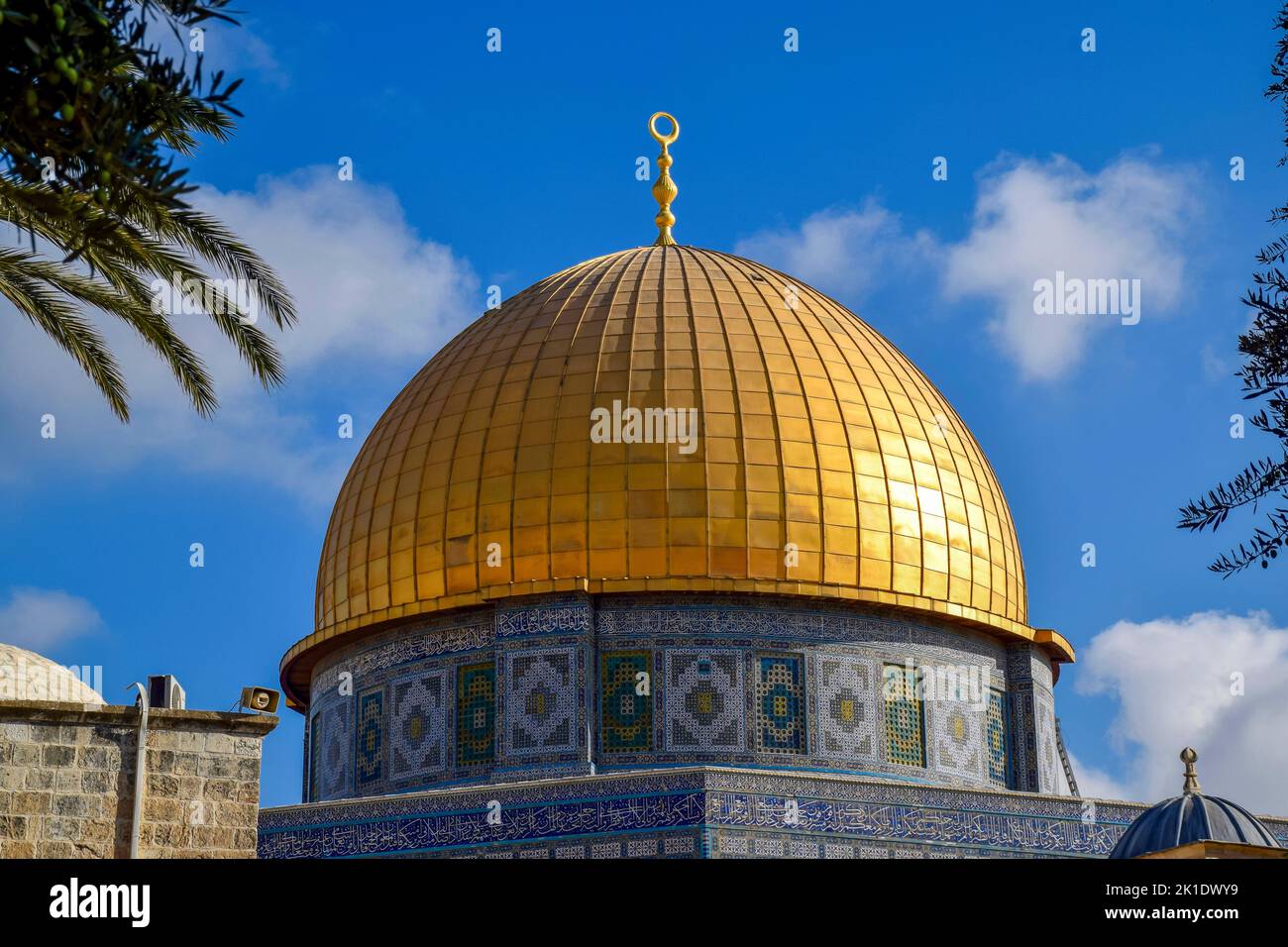 The Dome of the Rock and Al-Aqṣā Mosque, Temple Mountain, Jerusalem ...
