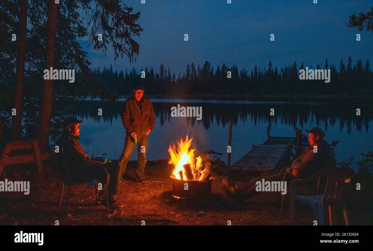 Campfire story telling hi-res stock photography and images - Alamy