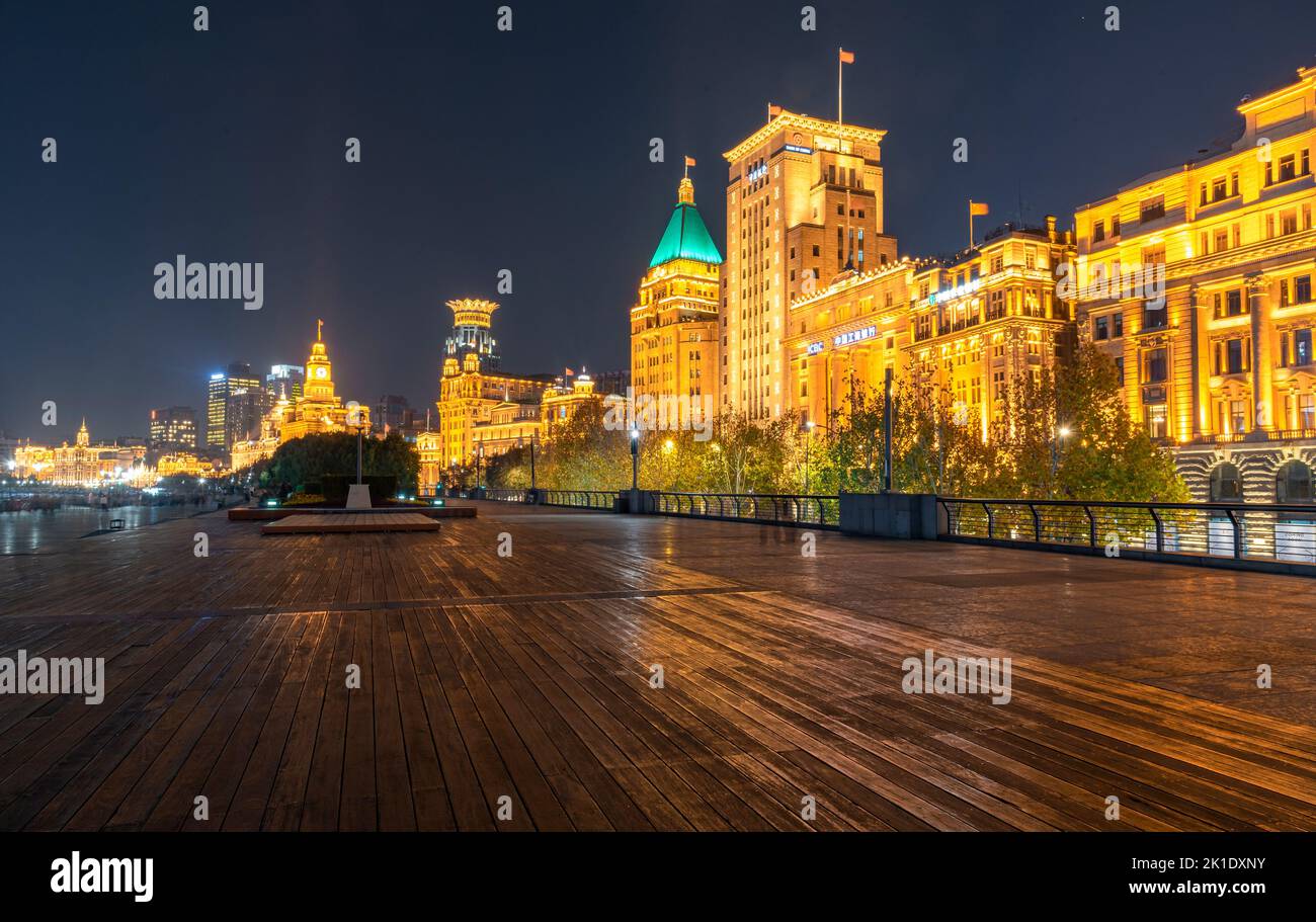Night view of the bund hi-res stock photography and images - Alamy