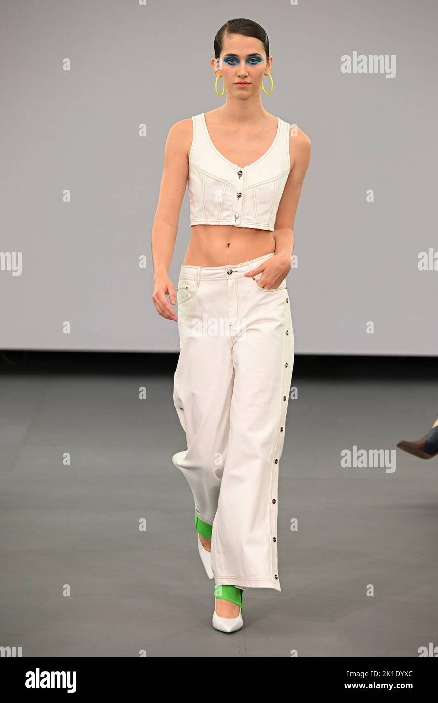 A model walks on the runway at the Mark Fast fashion show during the ...