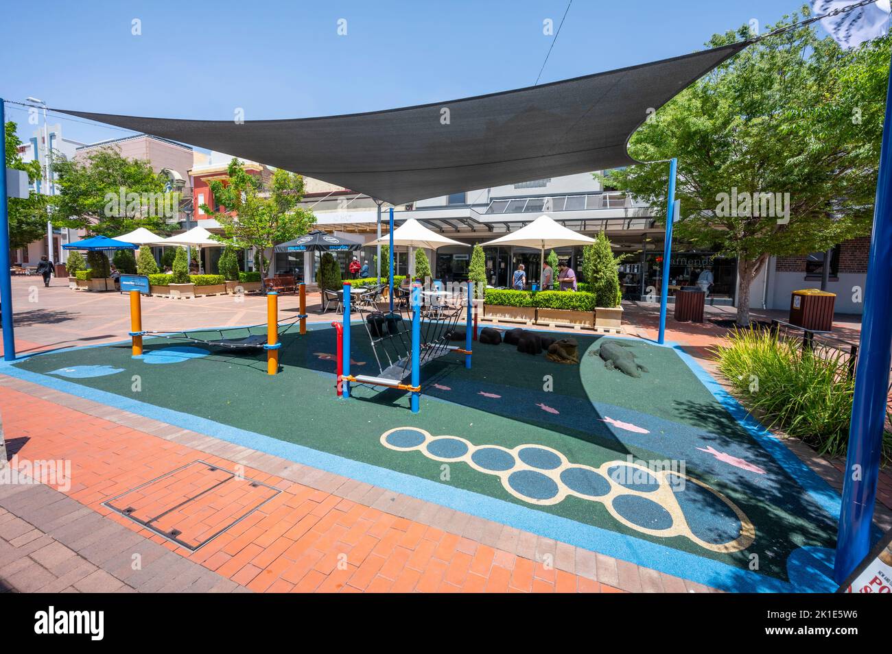 Playground shade cloth hi-res stock photography and images - Alamy