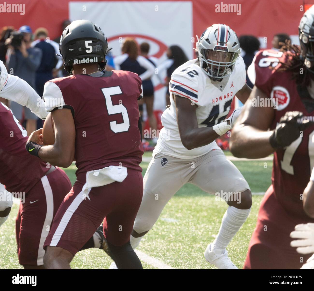 East Rutherford, New Jersey, USA. 17th Sep, 2022. Right, Howard ...