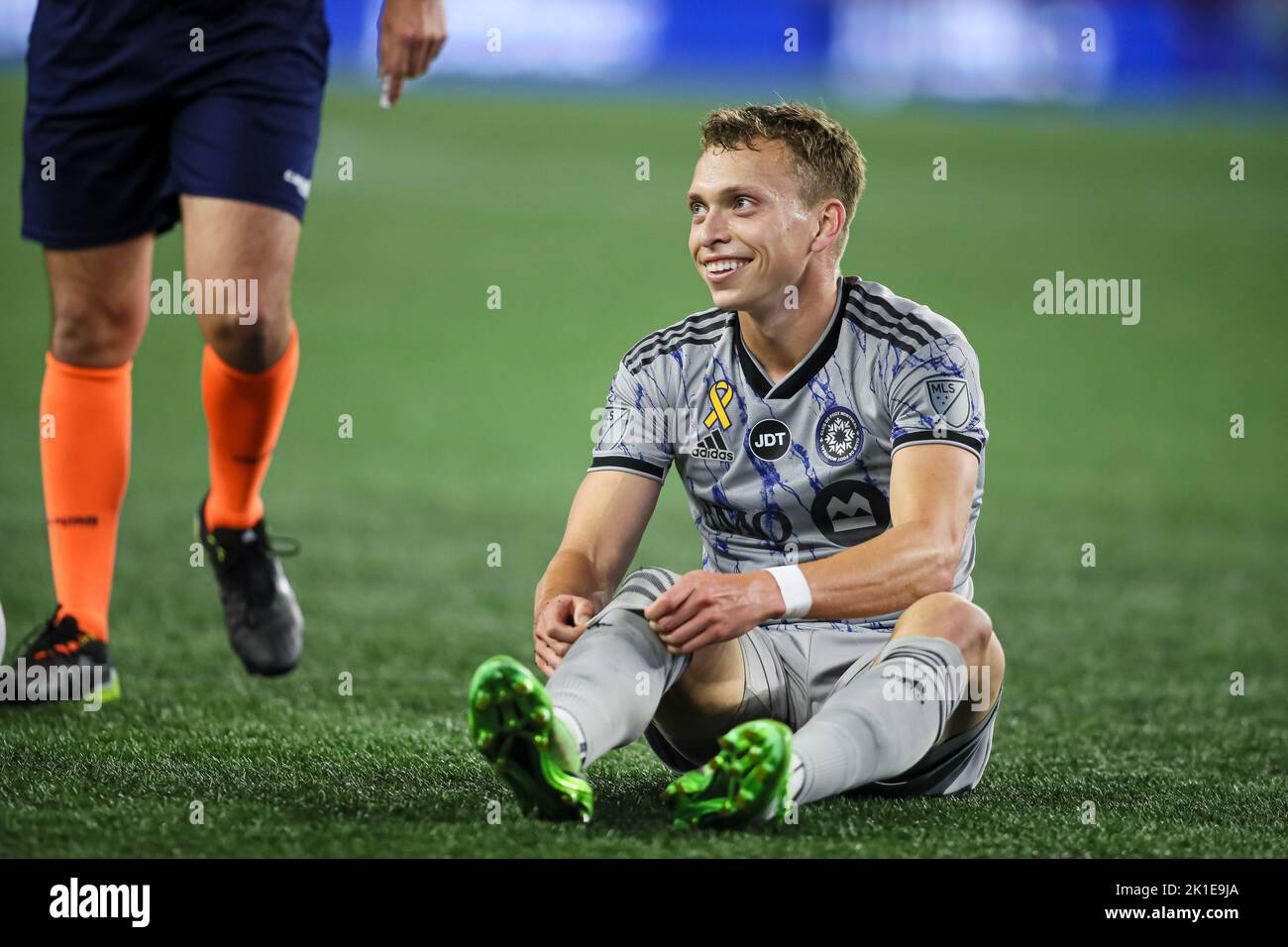 Jeering hi-res stock photography and images - Alamy