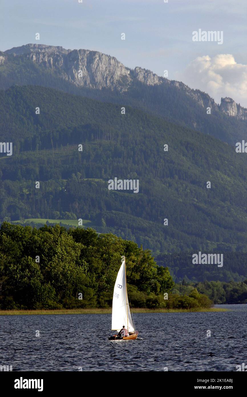 Small sailboat on Lake Chiemsee, Upper Bavaria, Germany Stock Photo - Alamy