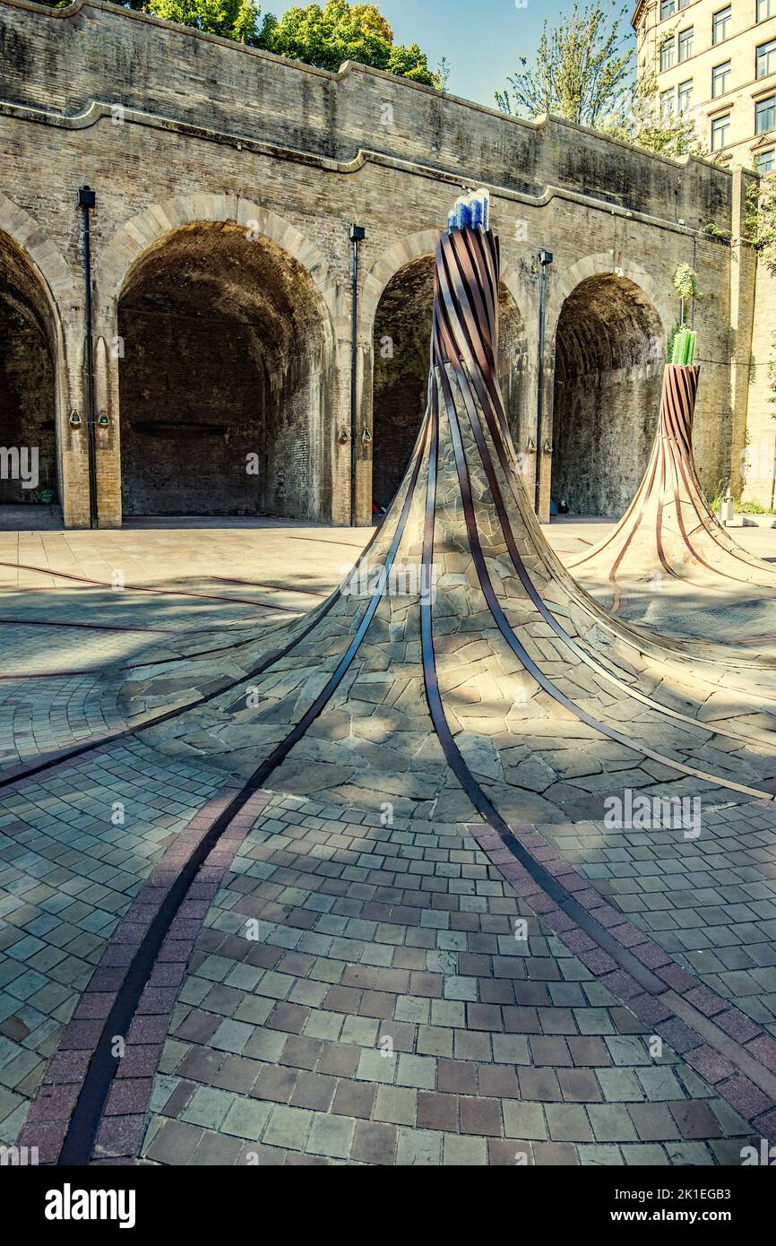 1997 sculpture former site of bradford forster square hi-res stock ...