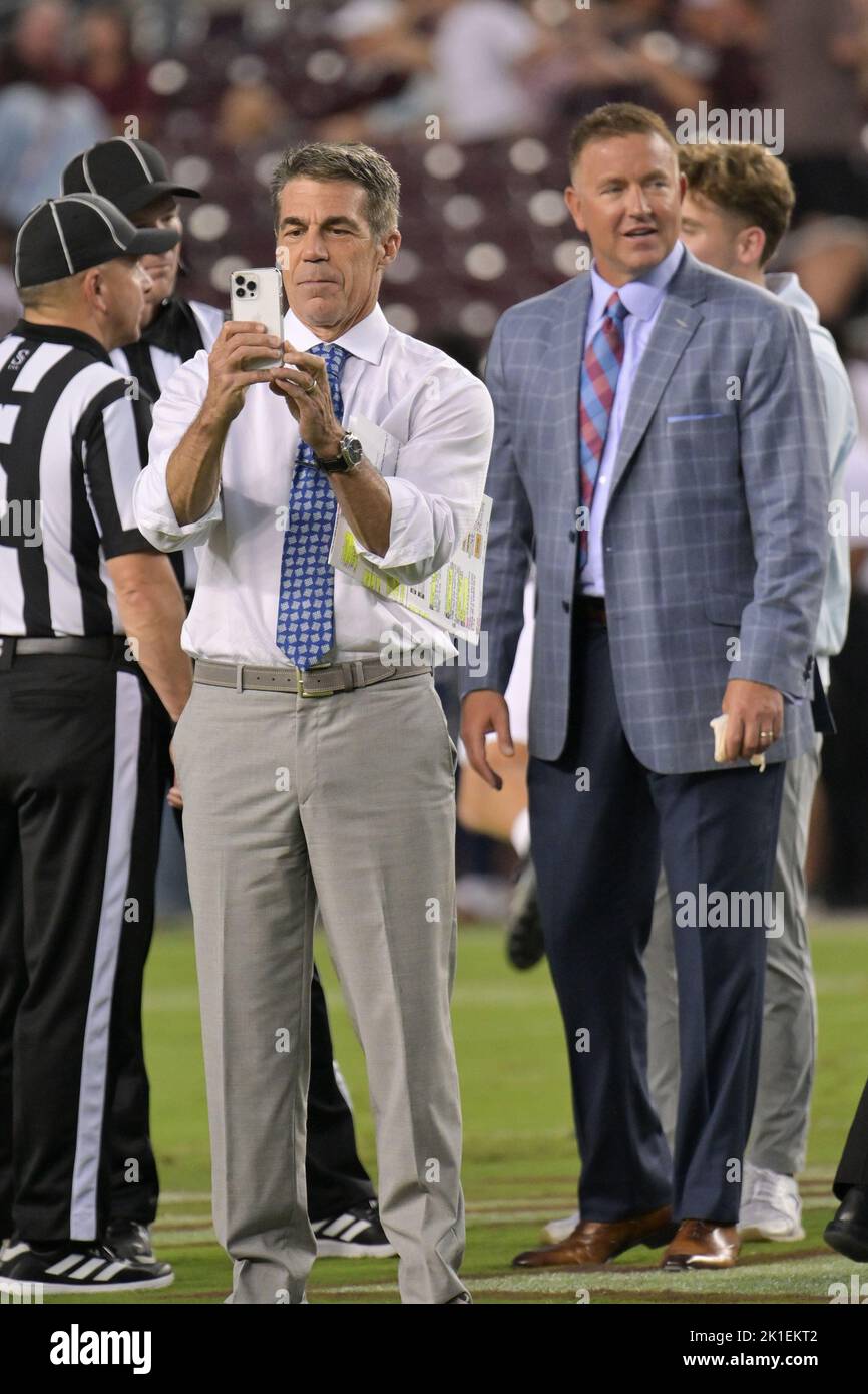 Chris fowler hi-res stock photography and images - Alamy