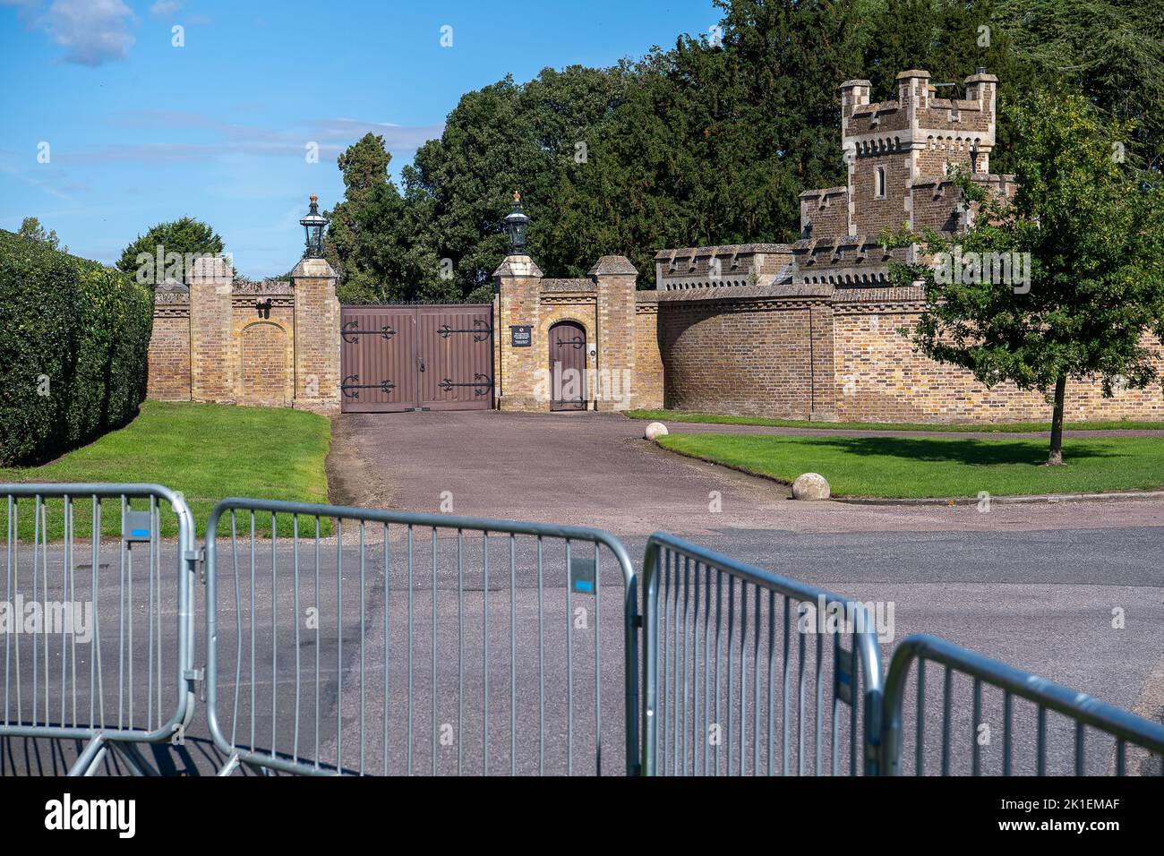 Queens death closures hi-res stock photography and images - Alamy