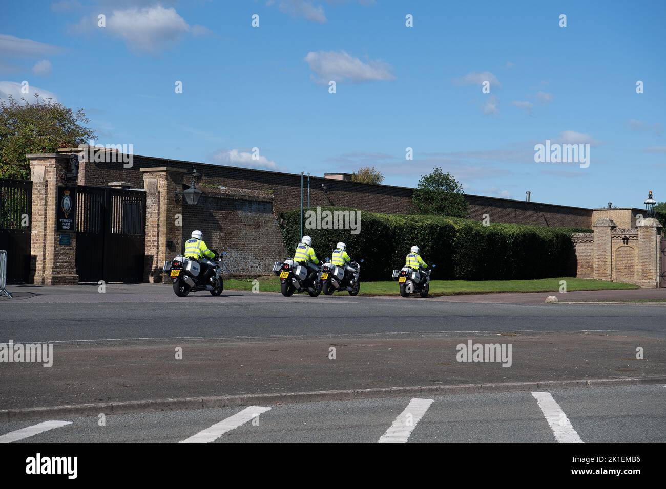 Datchet, Berkshire, UK. 17th September, 2022. Police outriders arrive ...