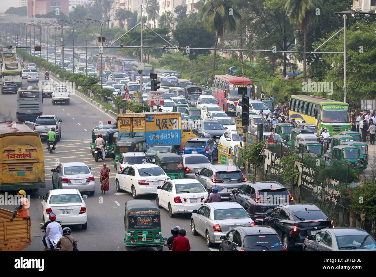 Flyovers in bangladesh hi-res stock photography and images - Alamy