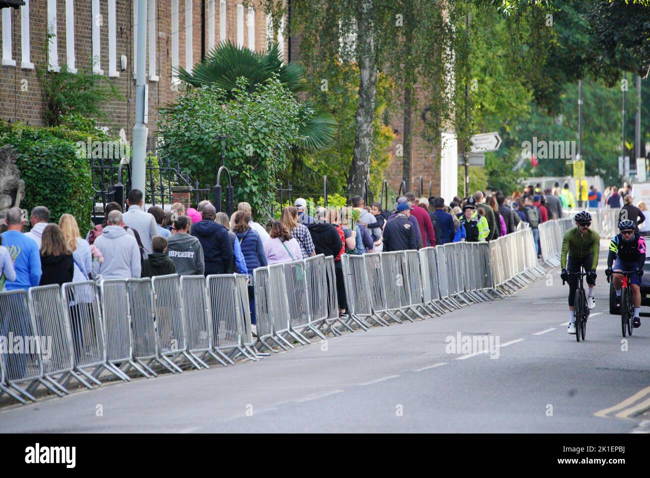 Members of the public queue in a one-way system to access Windsor ...