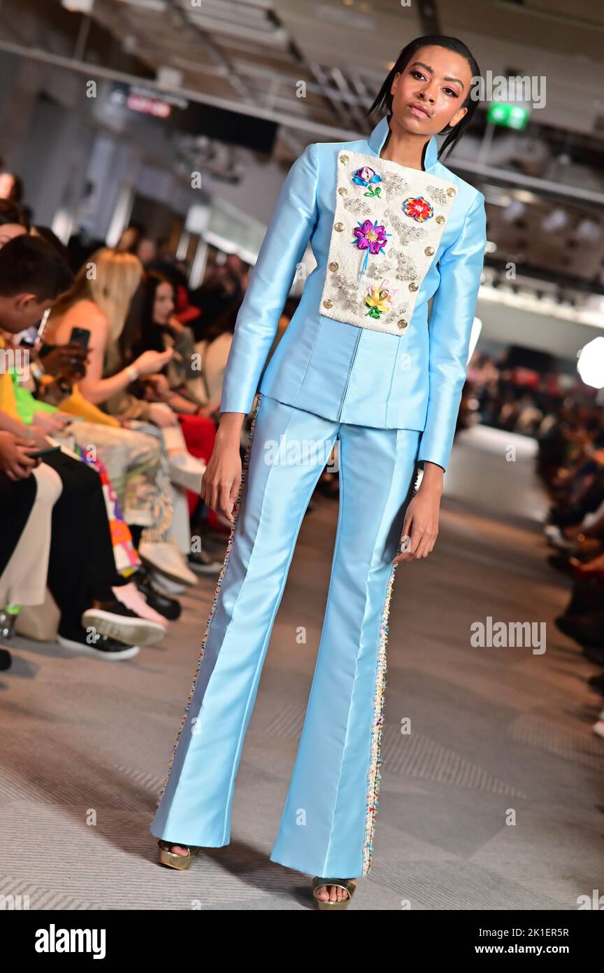 The longest runway hi-res stock photography and images - Alamy The longest runway hi-res stock photography and images - Alamy