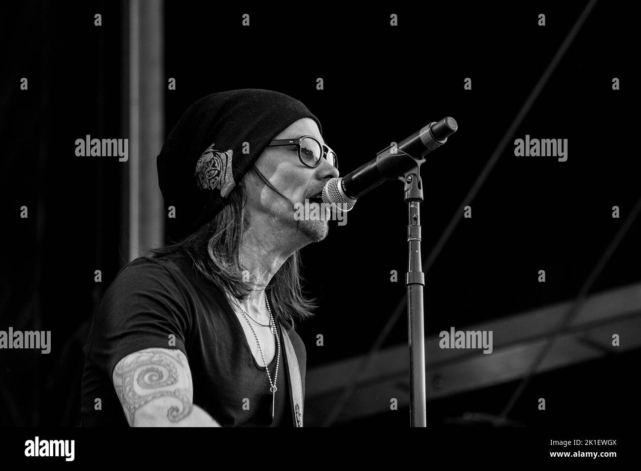 Alter bridge tour Black and White Stock Photos & Images - Alamy