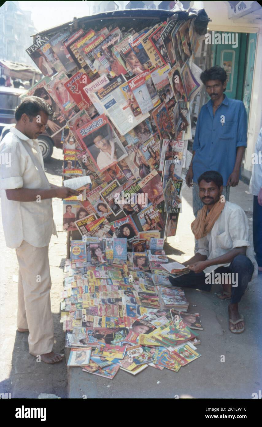 News Paper Stall, Mumbai Stock Photo - Alamy
