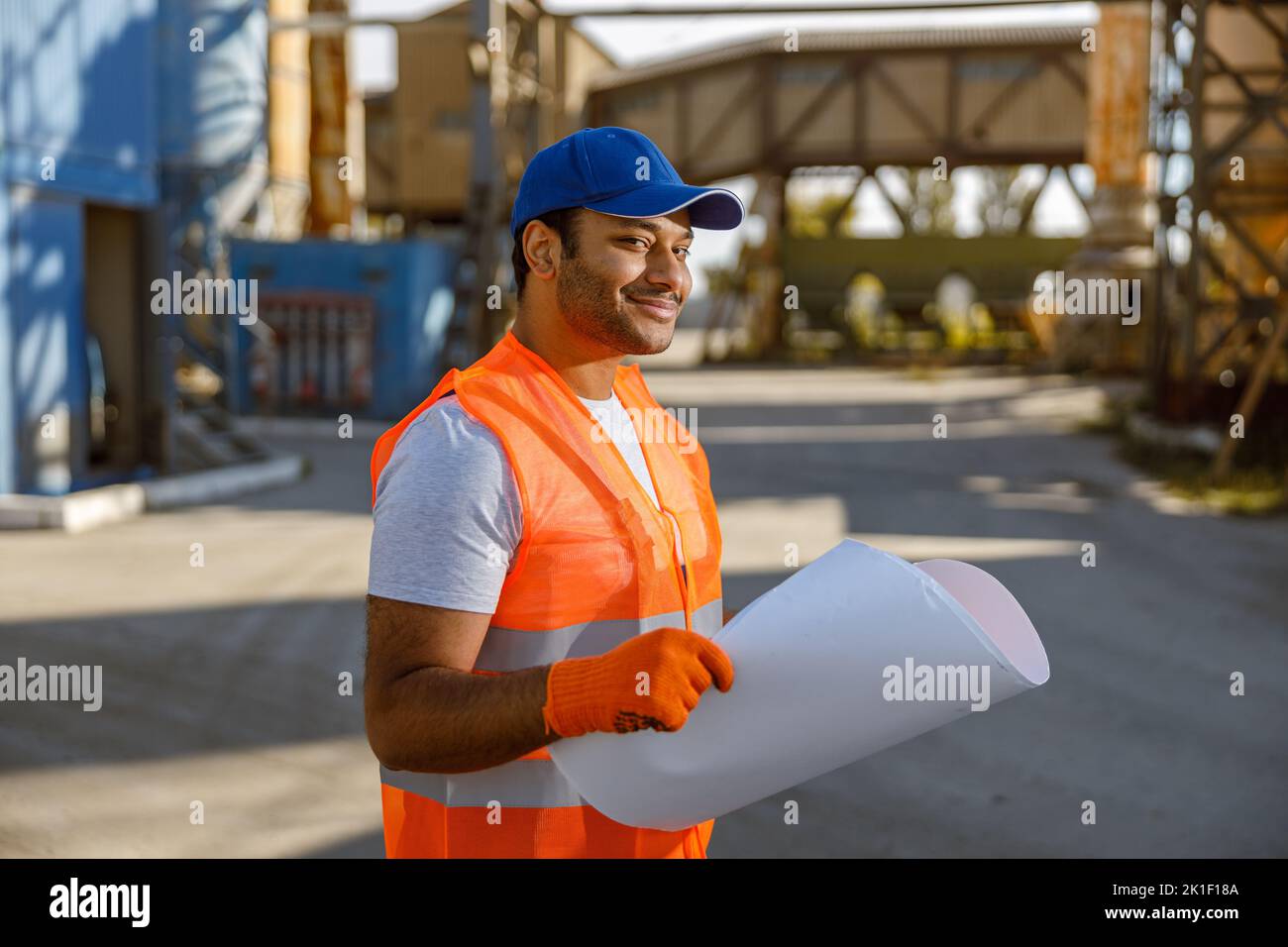 Professional heavy industry employee in hi-res stock photography and ...