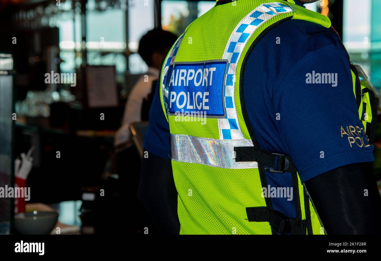 Airport police emblems in Shannon Ireland, emblem police on airport ...