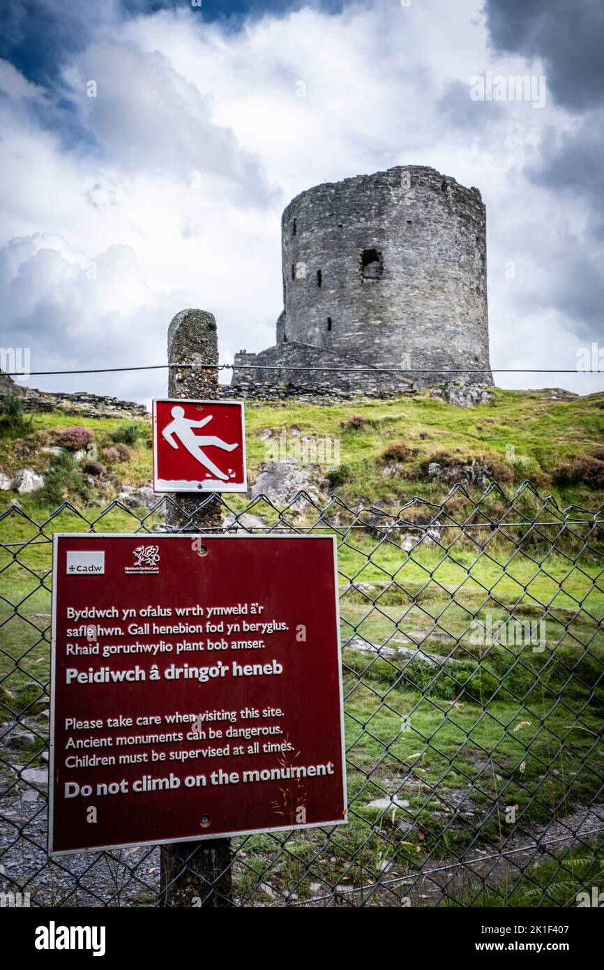 Dolbadarn Castle, Llanberis, Gwynedd, Snowdonia National Park, North ...