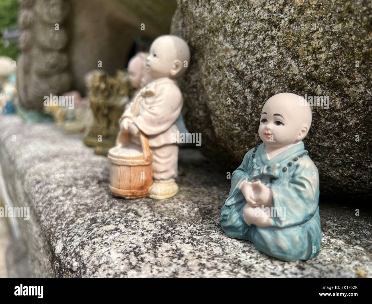 Beautiful baby monk hi-res stock photography and images - Alamy