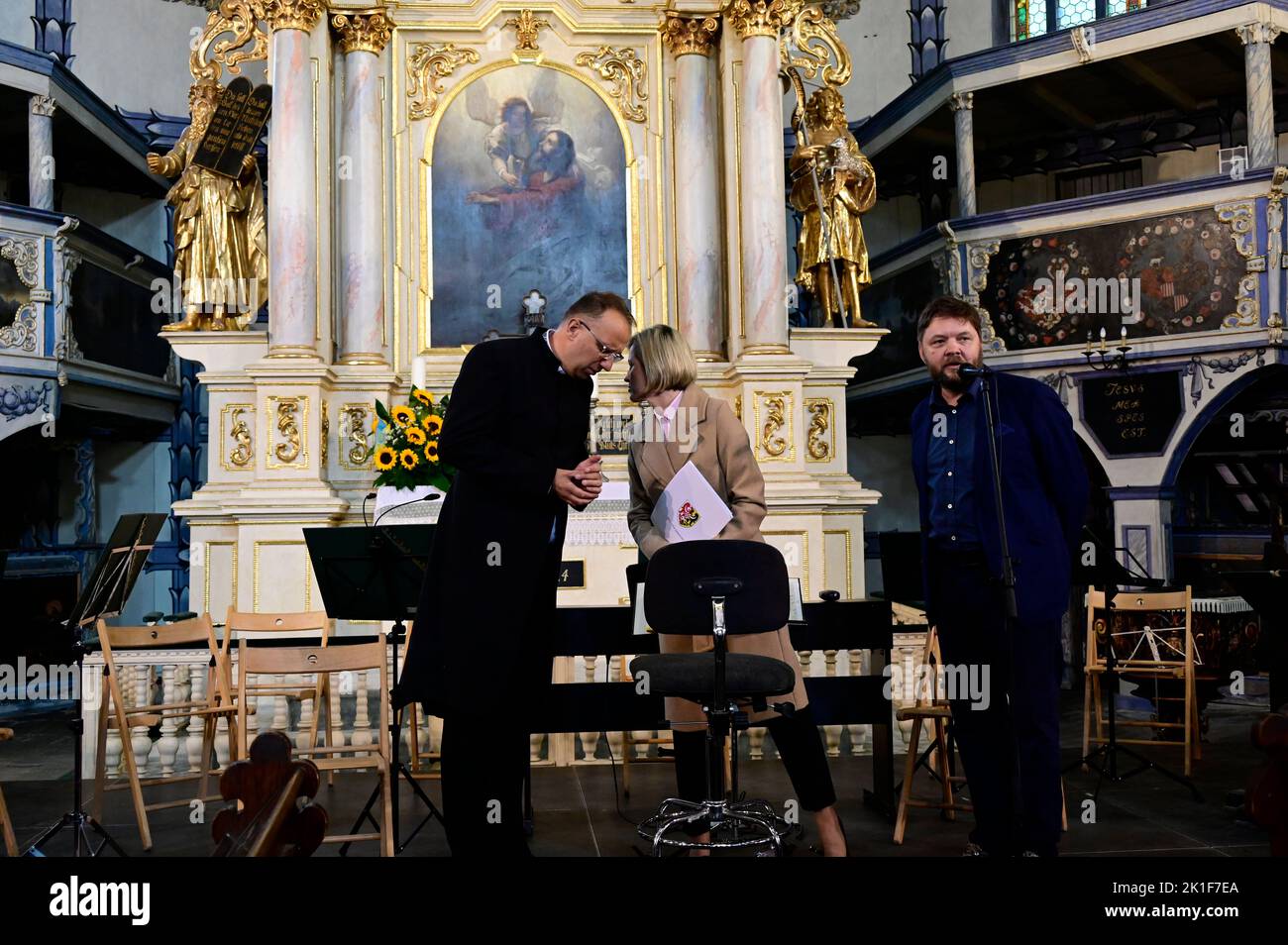 Thomasz Stawiak und Aneta Kucharzyk beim Eröffnungskonzert des 33 ...