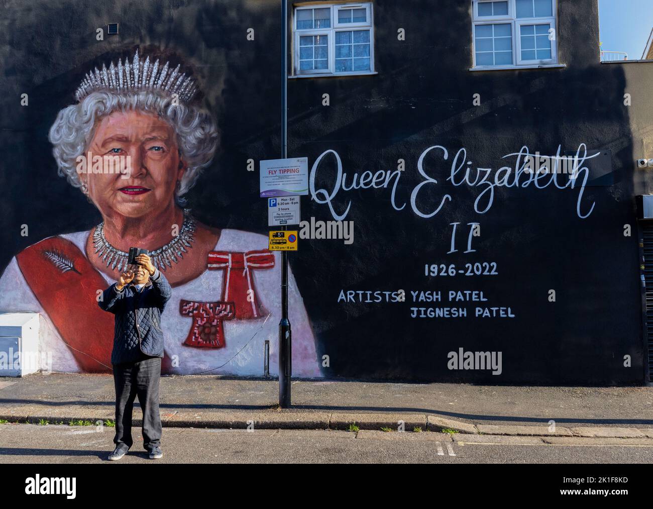 © Jeff Moore A mural tribute to the late Queen Elizabeth II painted on ...