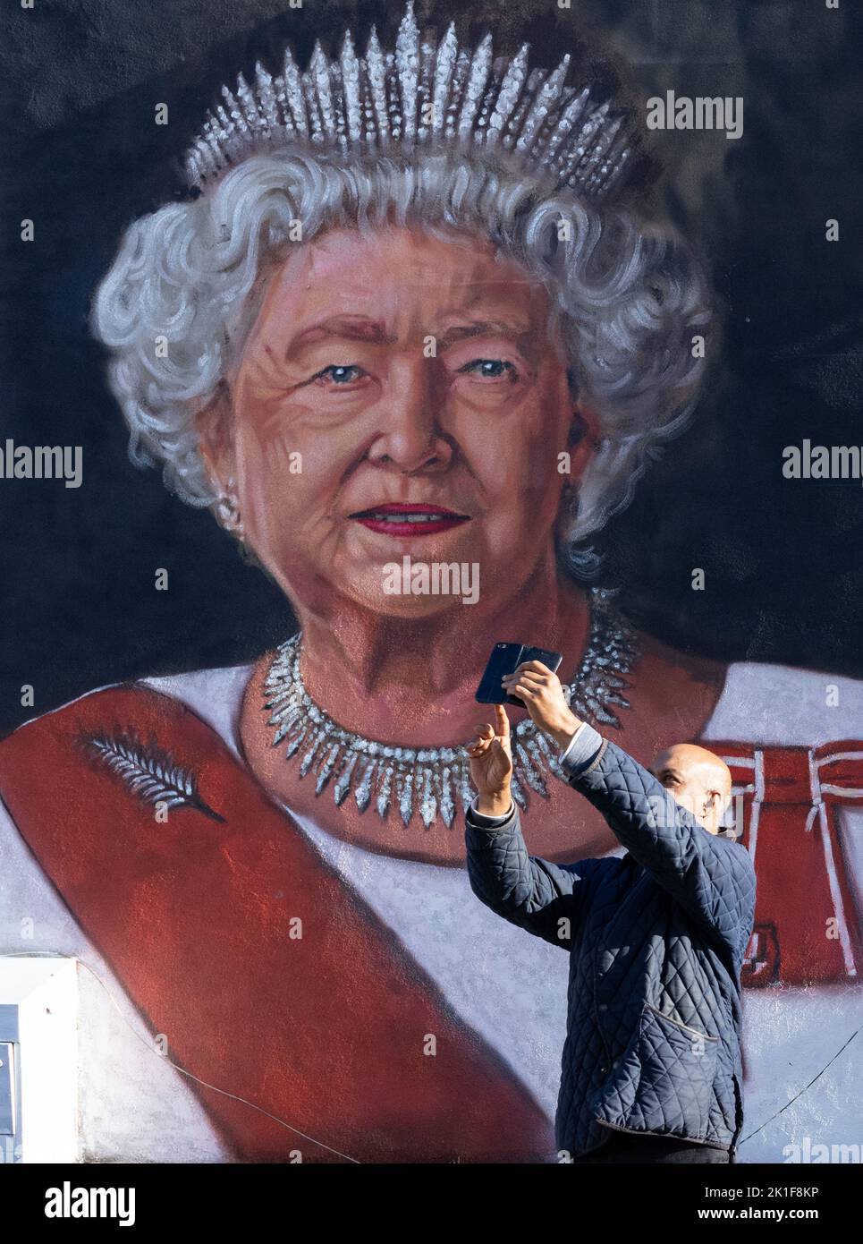 © Jeff Moore A mural tribute to the late Queen Elizabeth II painted on ...