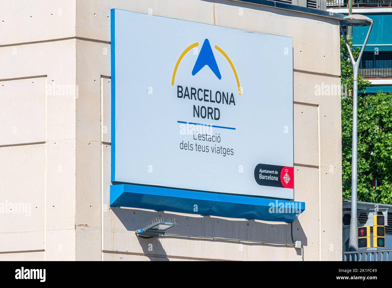 Reading station sign hi-res stock photography and images - Alamy