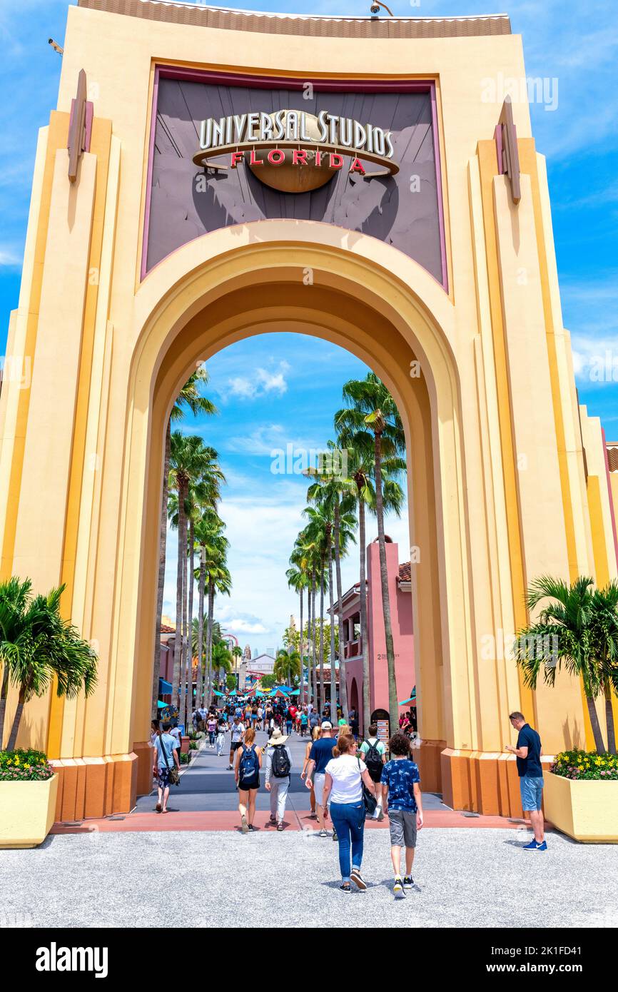 Entrance gate arch hi-res stock photography and images - Alamy