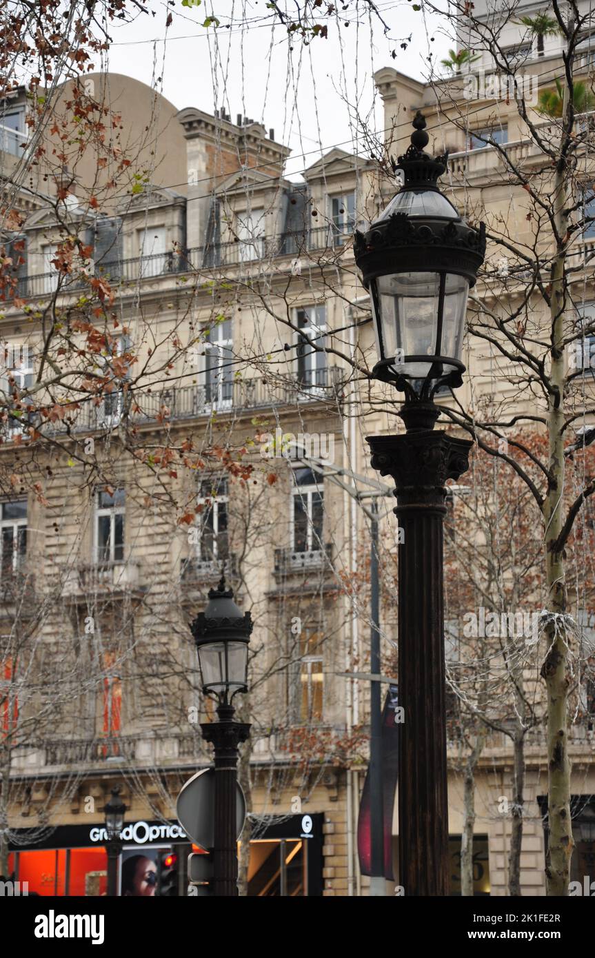Historic street lamp hi-res stock photography and images - Alamy