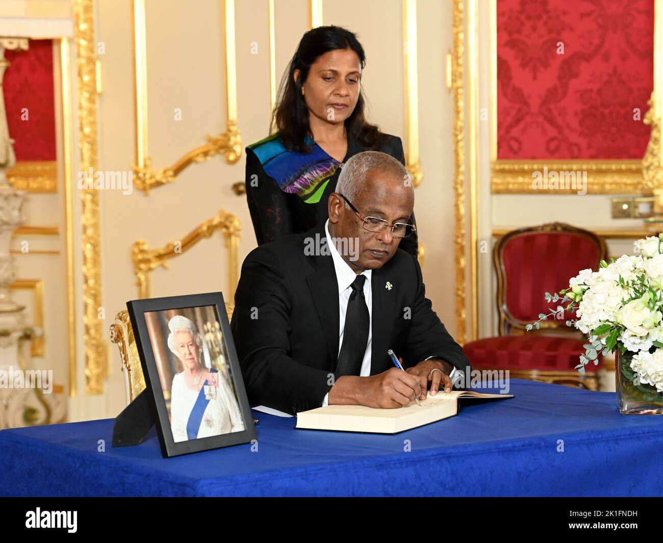 President of the Maldives Ibrahim Mohamed Solih and First Lady Fazna ...