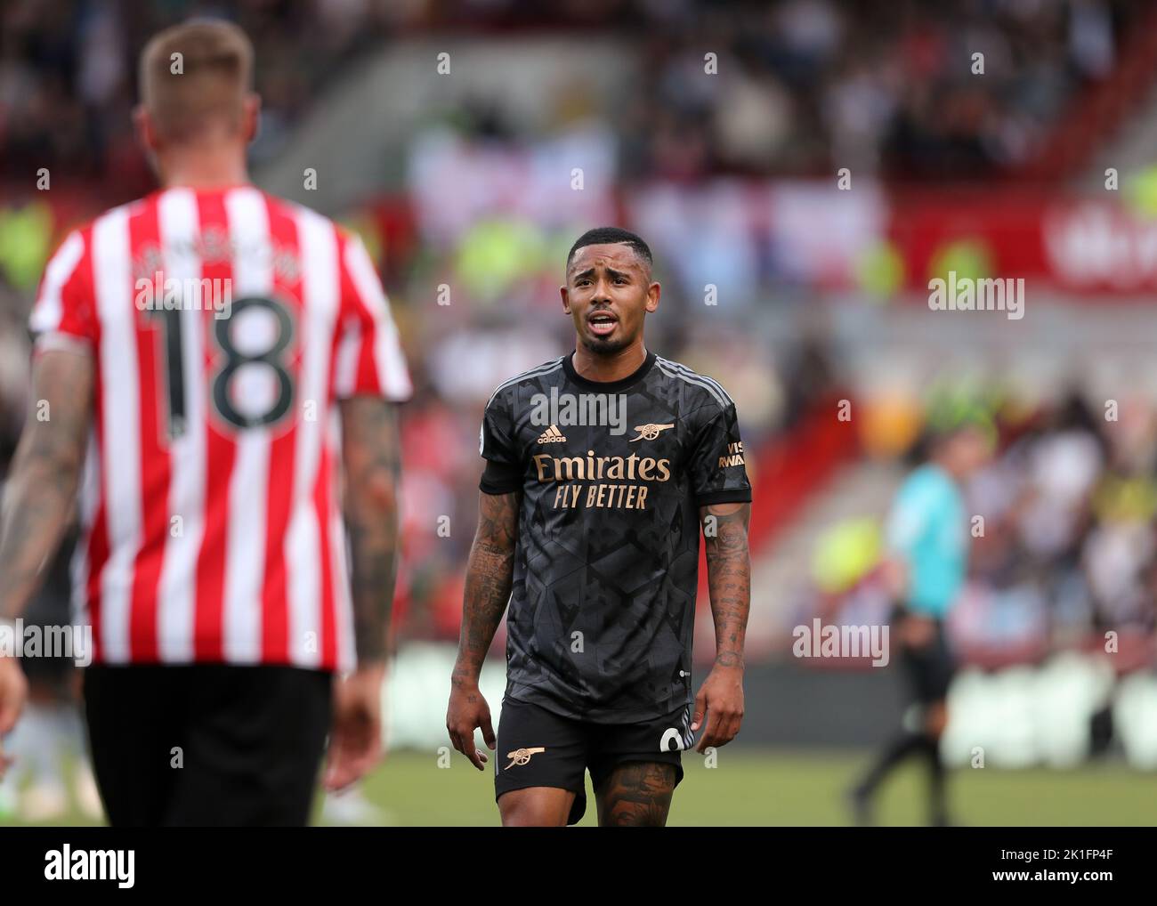 Pontus jansson brentford arsenal hi-res stock photography and images - Alamy