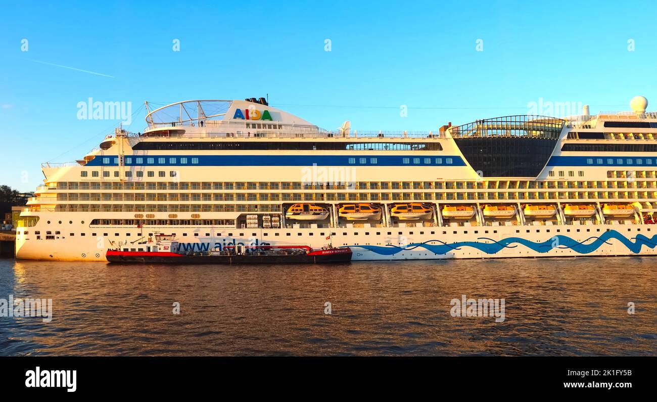 Huge cruise ship Aida Sol in Hamburg Stock Photo - Alamy