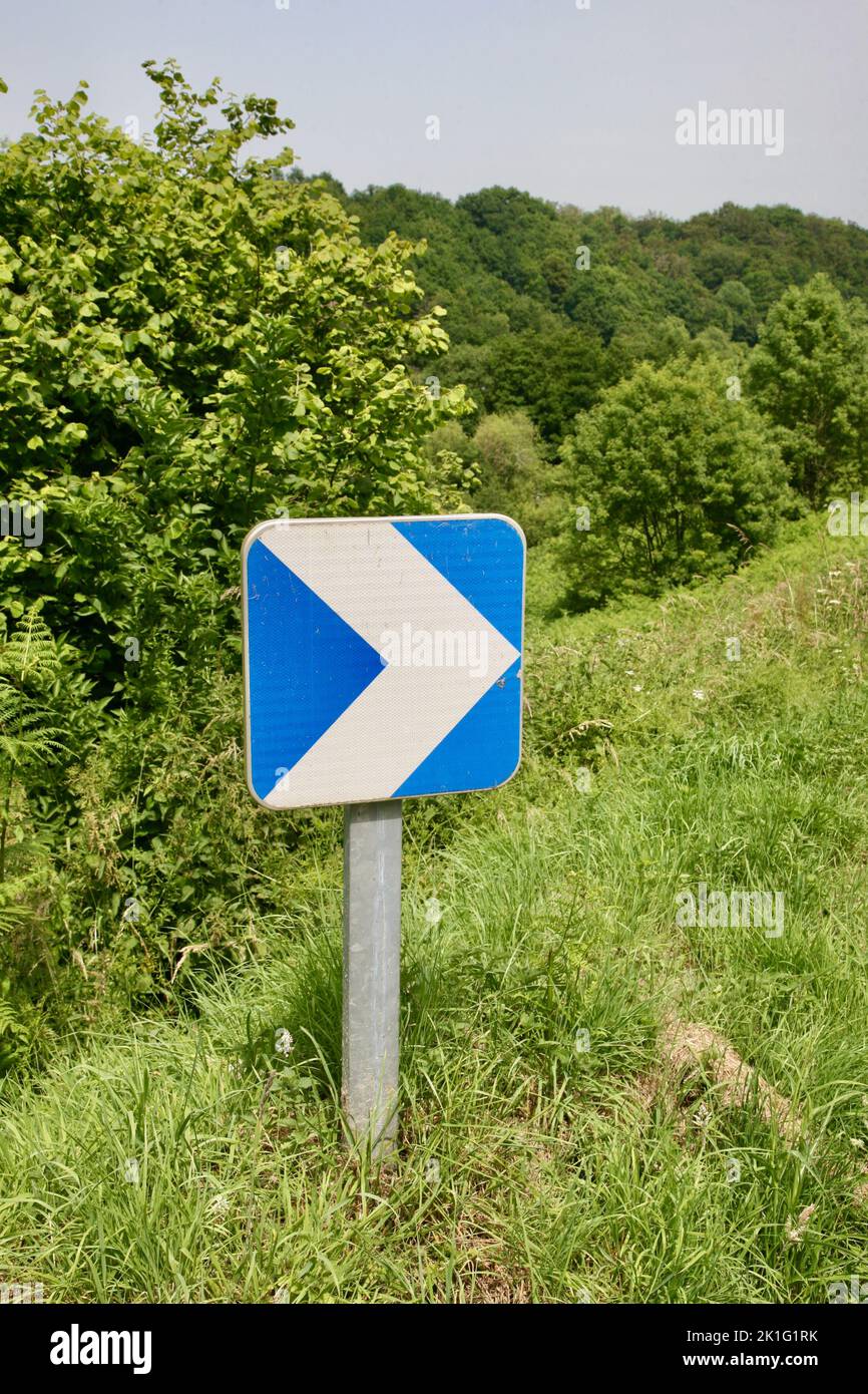 Sharp deviation road sign hi-res stock photography and images - Alamy