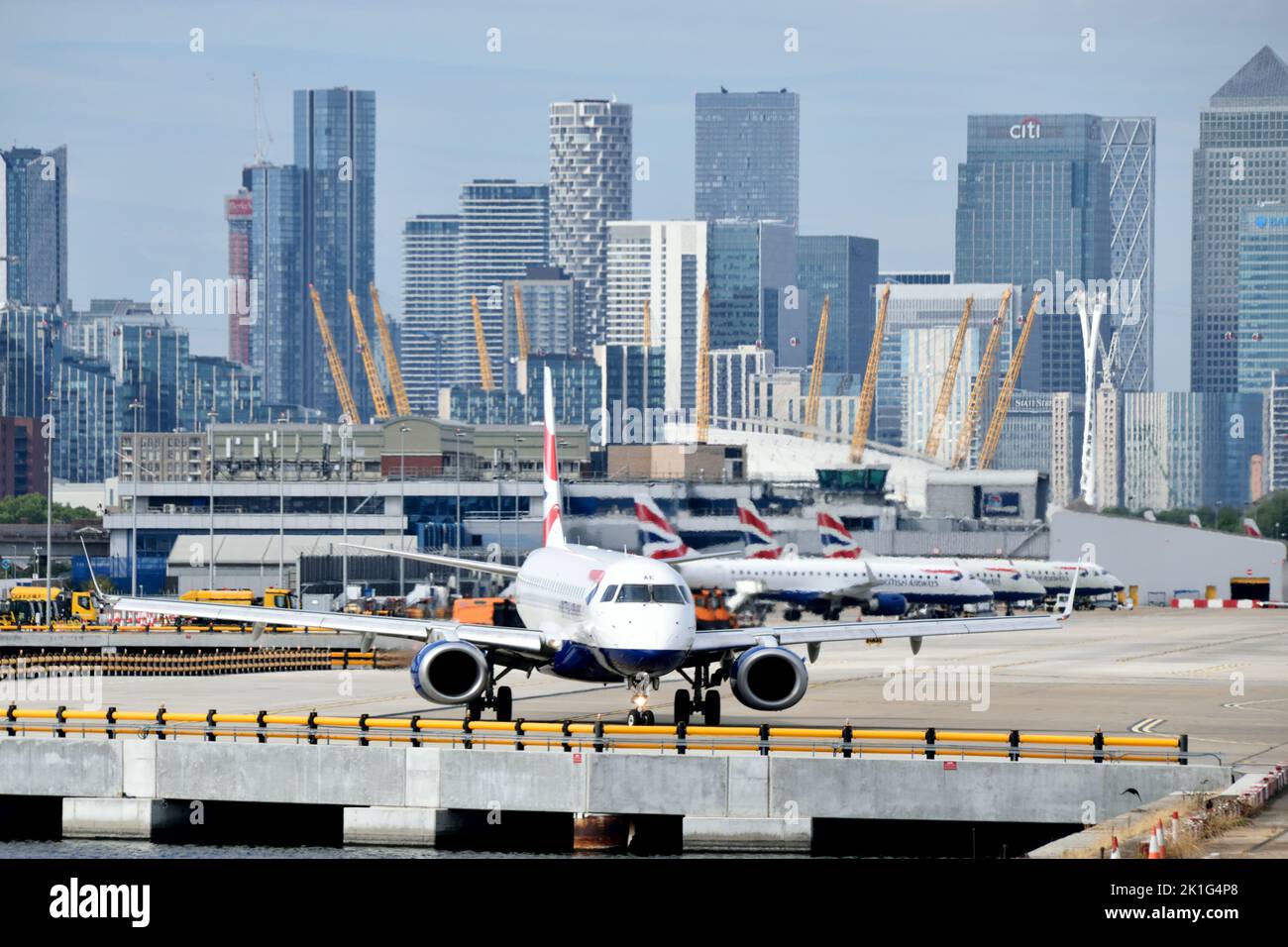 BA CityFlyer E190 G-LCAE taxing for departure at London City Airport ...