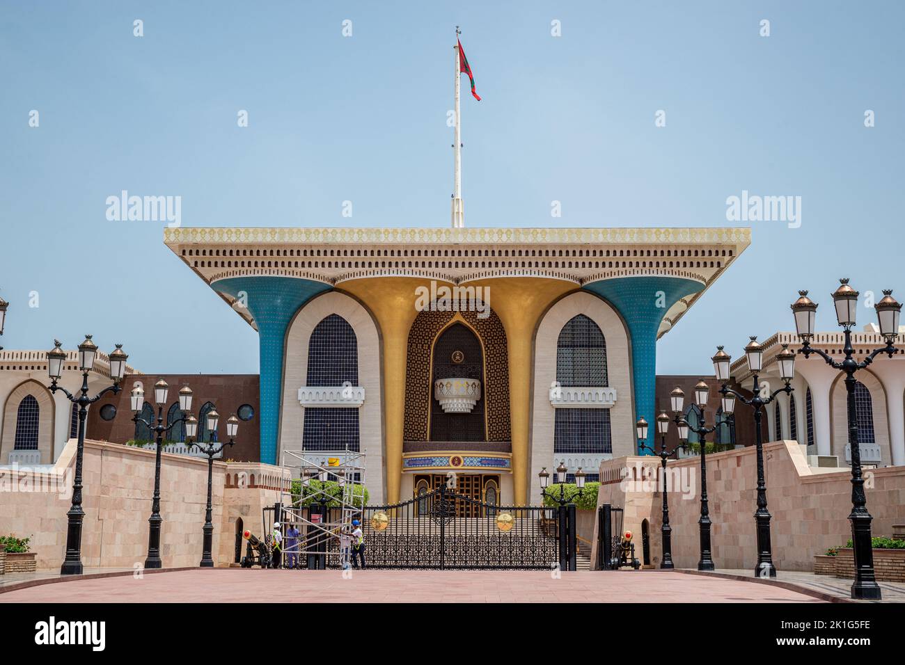 Al alam palace at muscat hi-res stock photography and images - Alamy