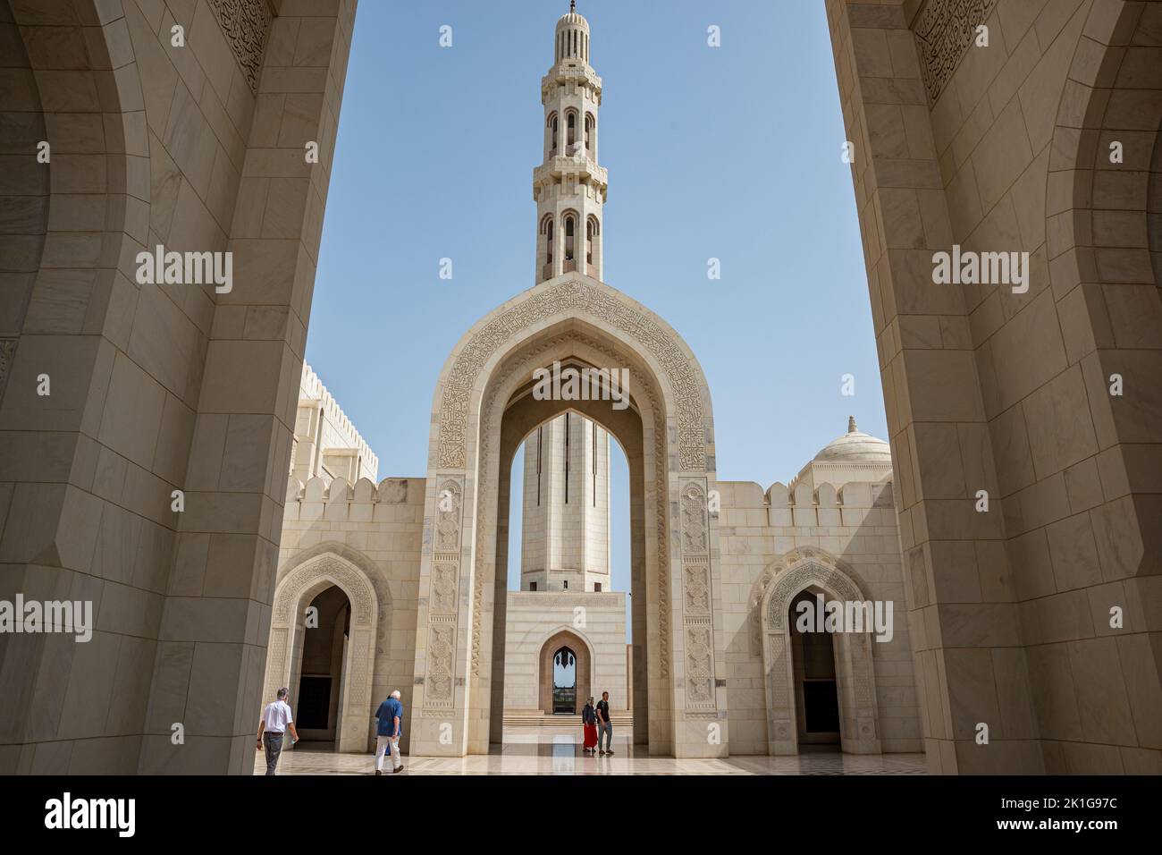 Sultan Qaboos Grand Mosque, Muscat, Oman Stock Photo - Alamy