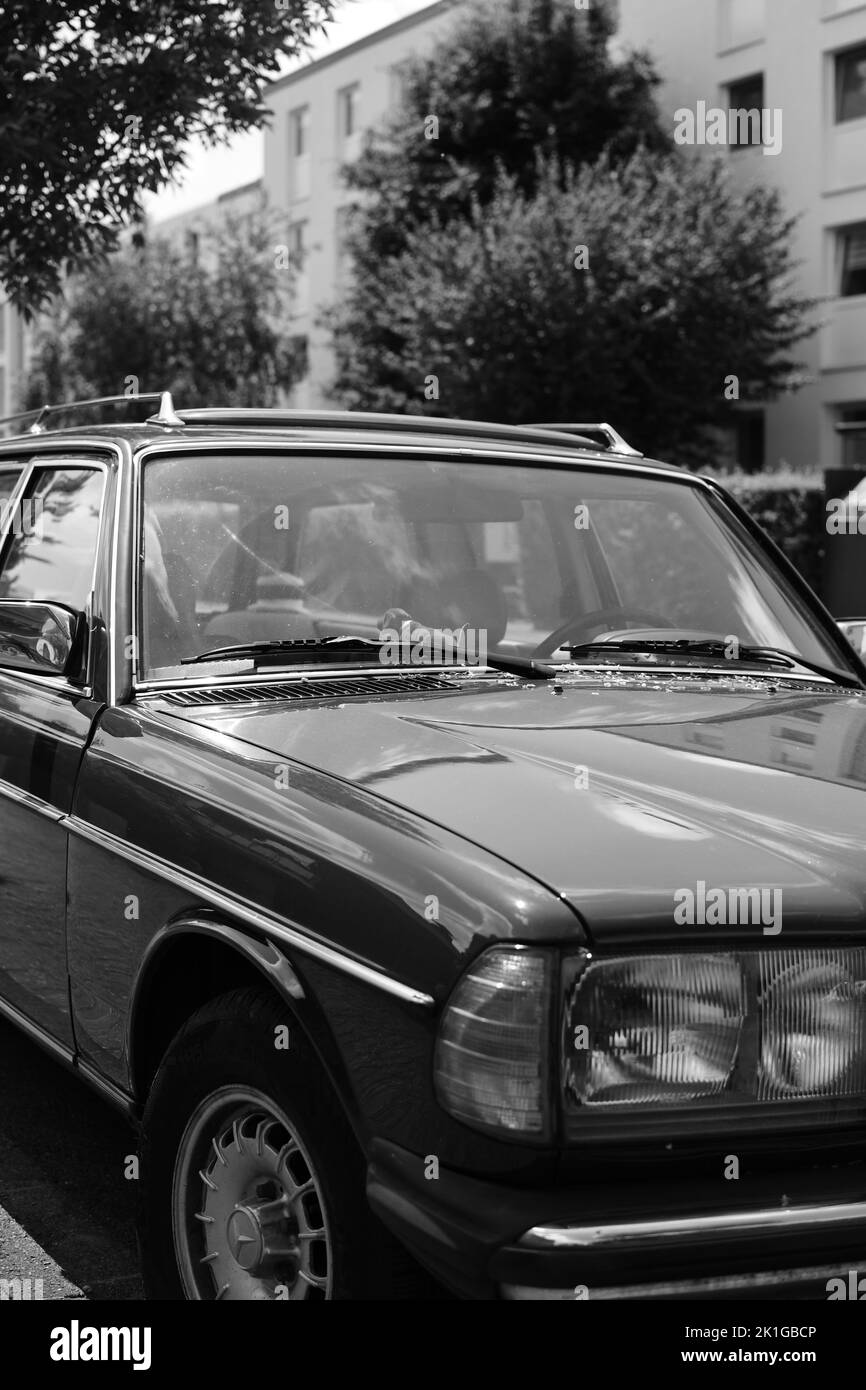 Car mercedes w123 old car hi-res stock photography and images - Alamy