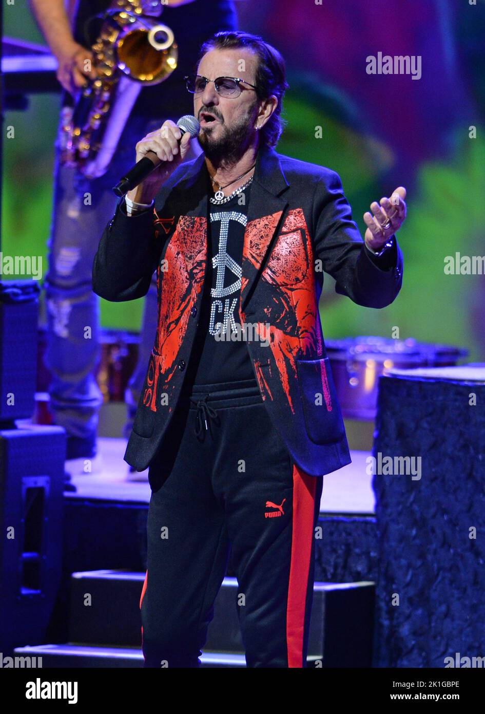 Ringo starr and his all starr band 2022 hi-res stock photography and ...