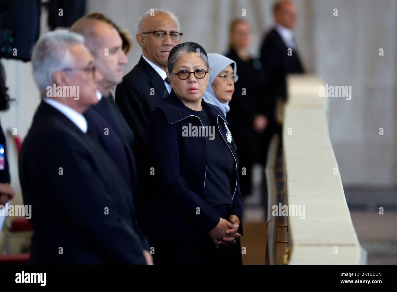 Mohammed Abdullah Alhabshee (second right) and Halimah Yacob, President ...