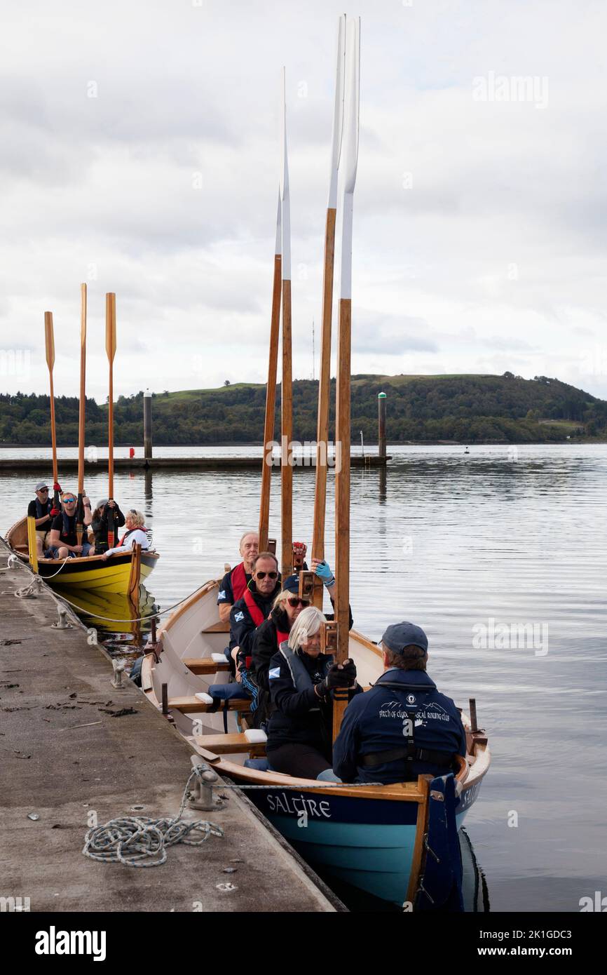 St ayles skiff hi-res stock photography and images - Alamy