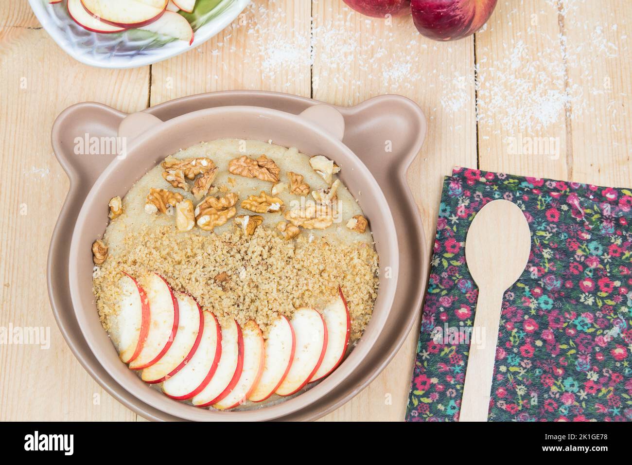 Vegan whole grain semolina porridge. Healthy sweet breakfast food for ...