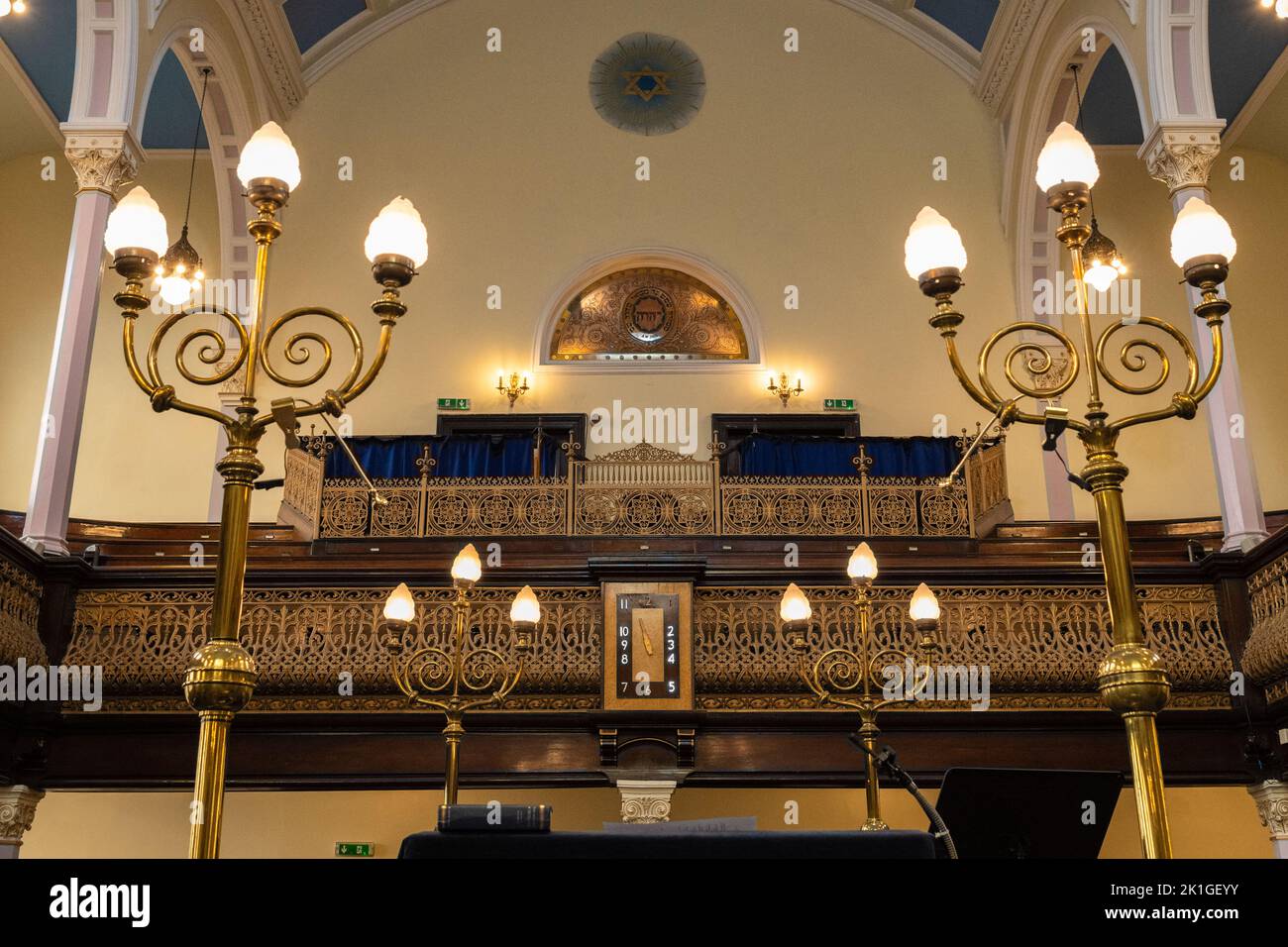 Ashkenazi synagogue hi-res stock photography and images - Alamy