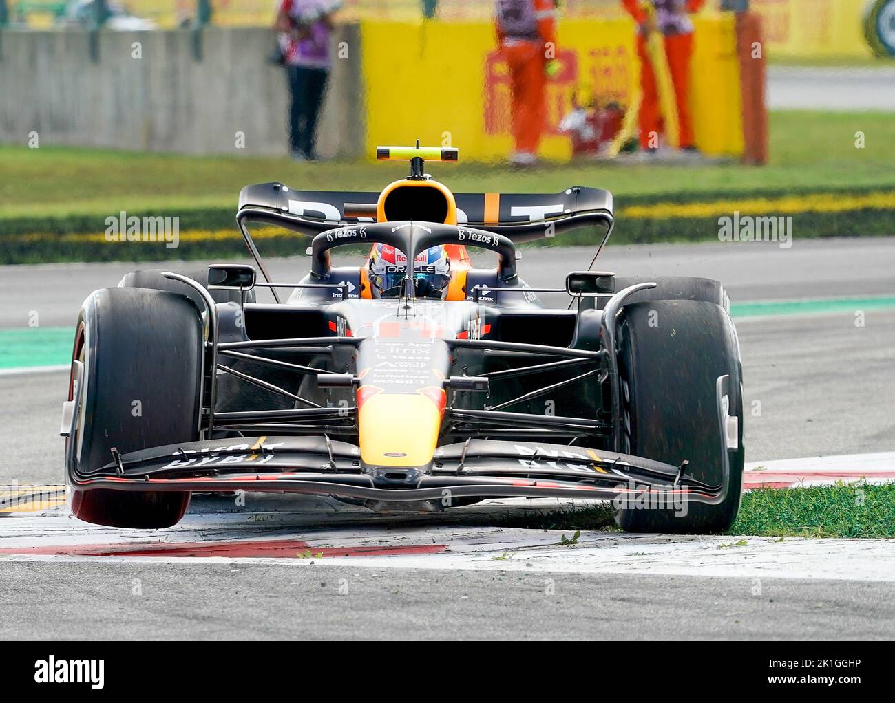 Sergio Perez (MEX) Redbull Racing RB18 during Formula 1 Italian Grand ...