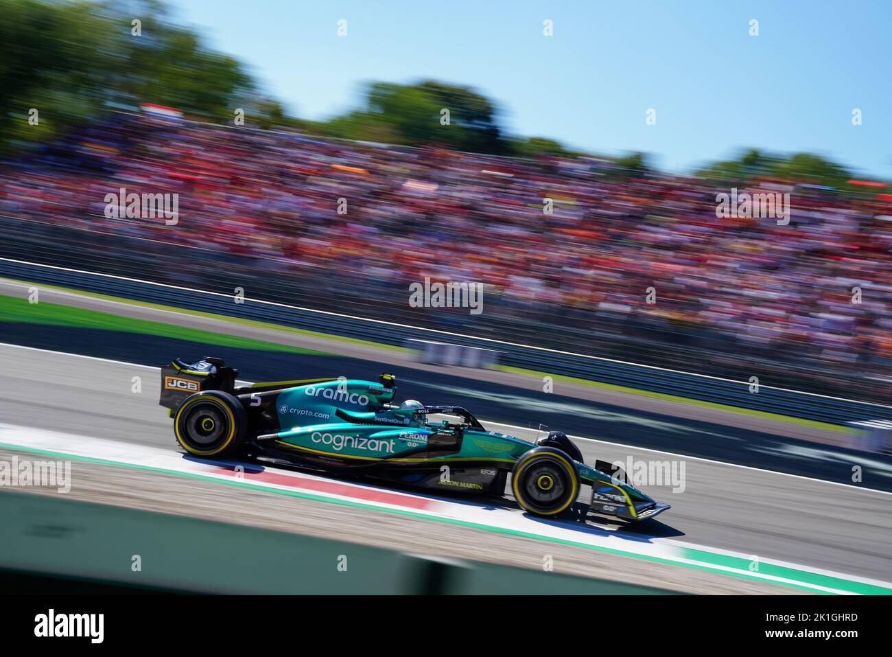 Sebastian Vettel (GER) Aston Martin AMR22 Stock Photo - Alamy