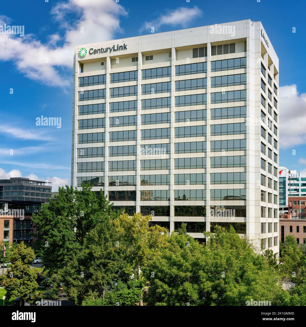 Centurylink building hi-res stock photography and images - Alamy