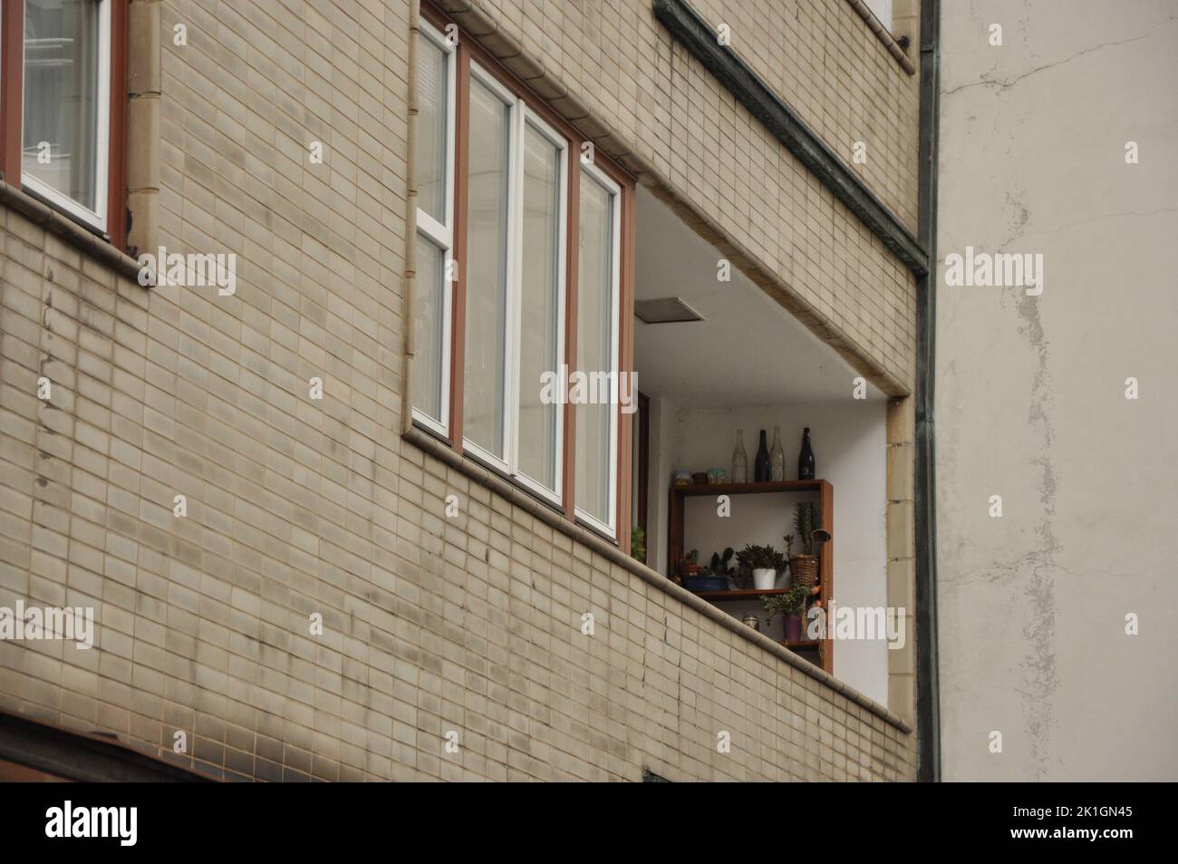 Shot in the balcony hi-res stock photography and images - Alamy