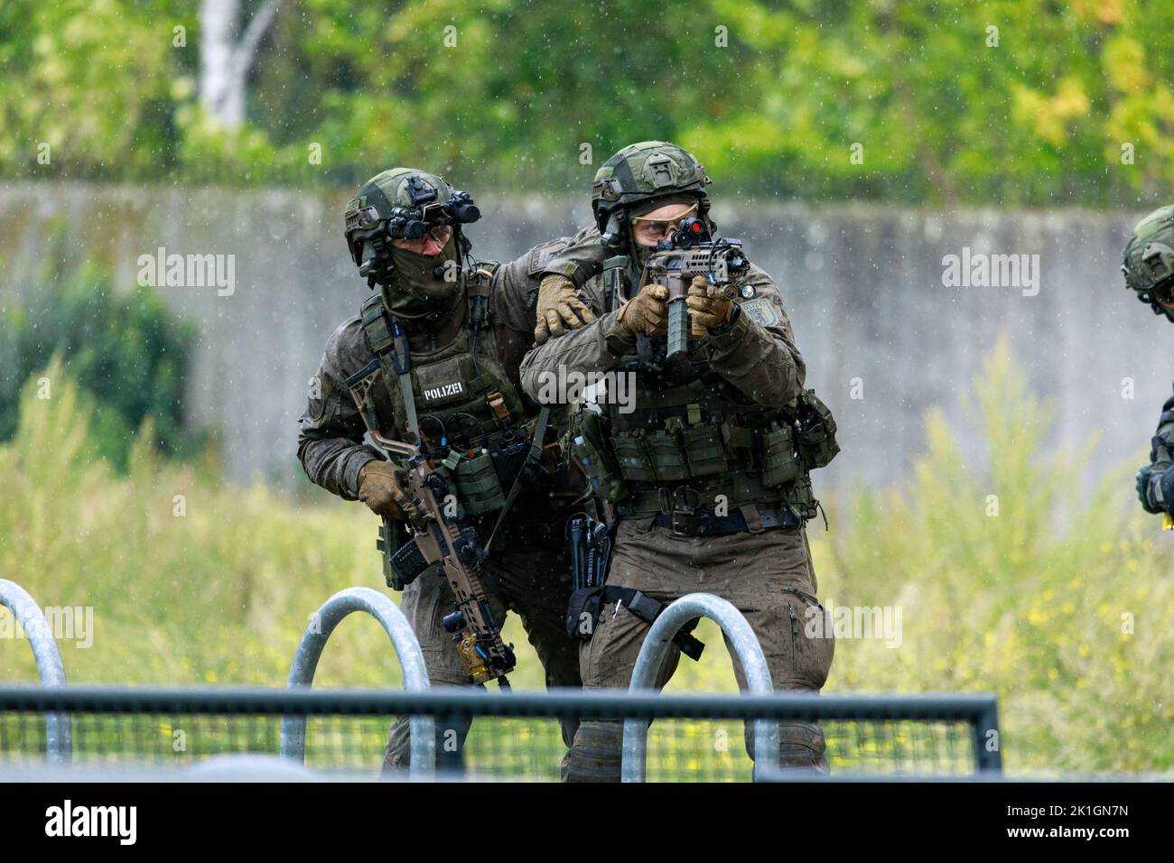 Special commando berlin police sek hi-res stock photography and images ...