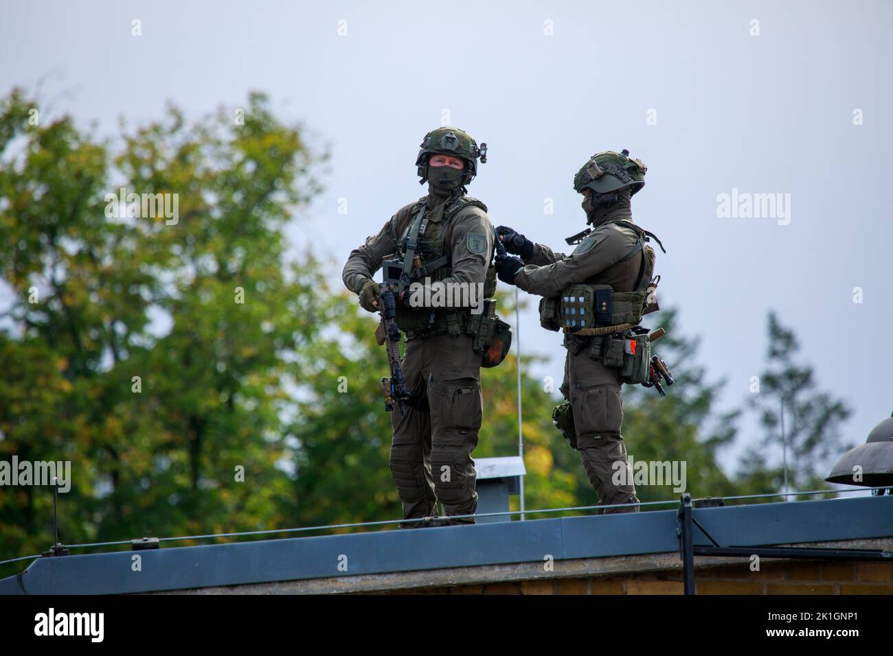 German special police force sek hi-res stock photography and images - Alamy
