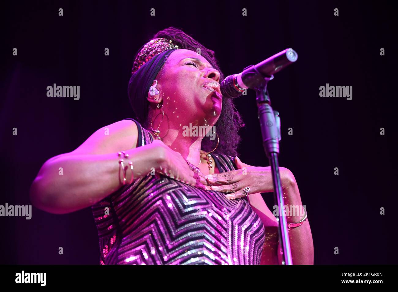 Janet Kay Performing on The Giants Of Soul Tour at Sheffield City Hall ...