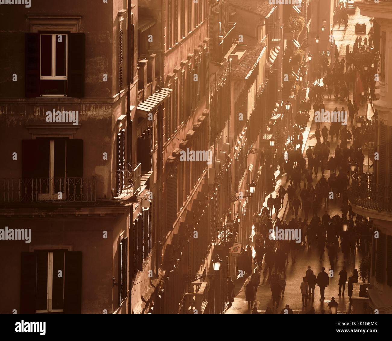Crowded urban street in rome hi-res stock photography and images - Alamy